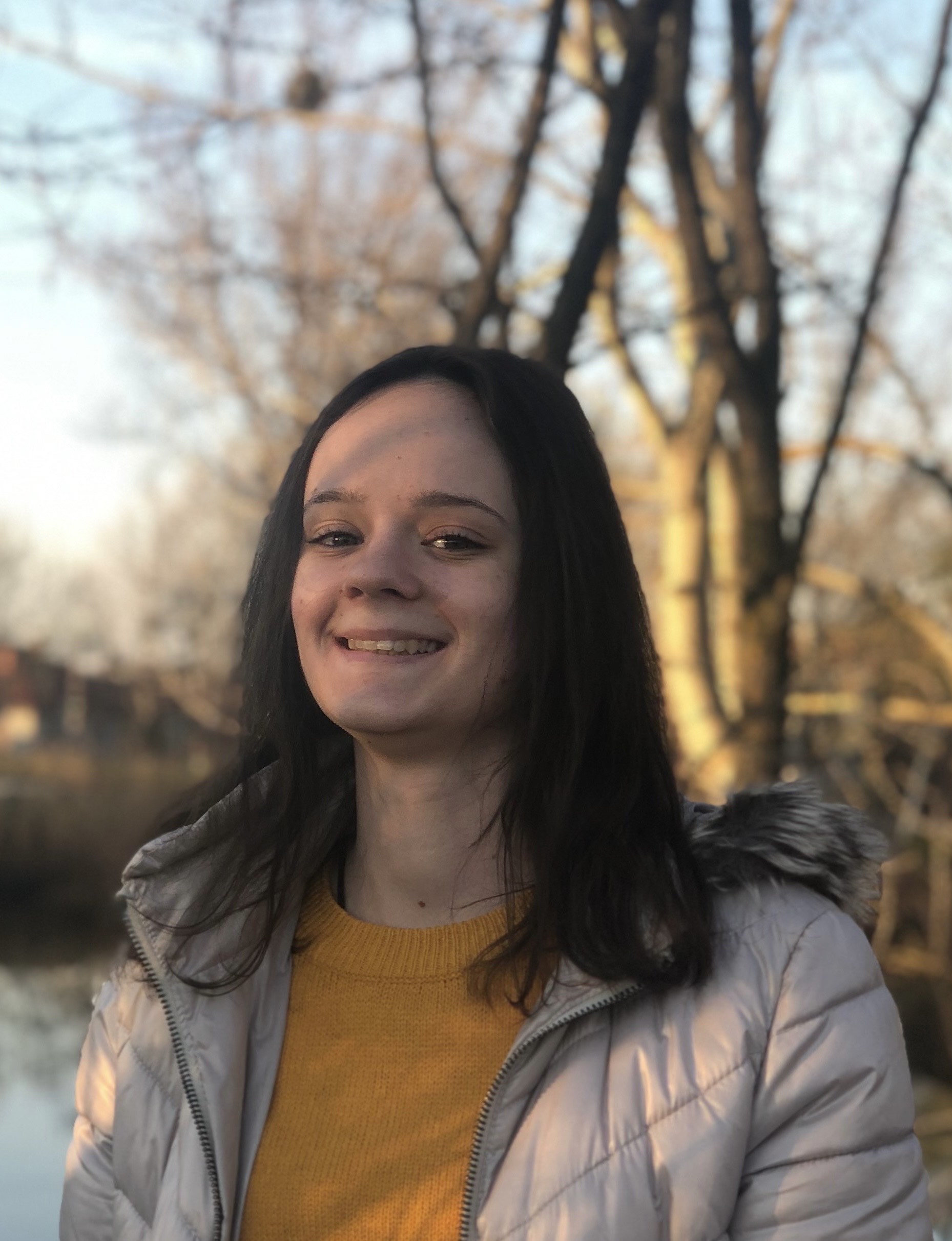 Molnár Míra – Hitelfolyóirat